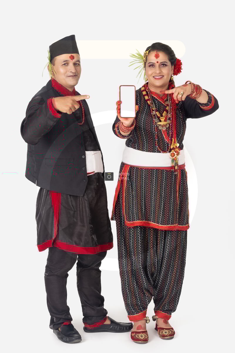 A Sweet Newari Couple Gestures And Shows The Mobile Phone Photos Nepal