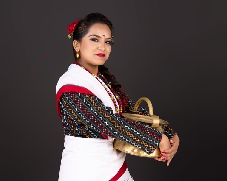 Newari Girl Photo in Haku Patasi Dress Posing with Kalaha - Photos Nepal