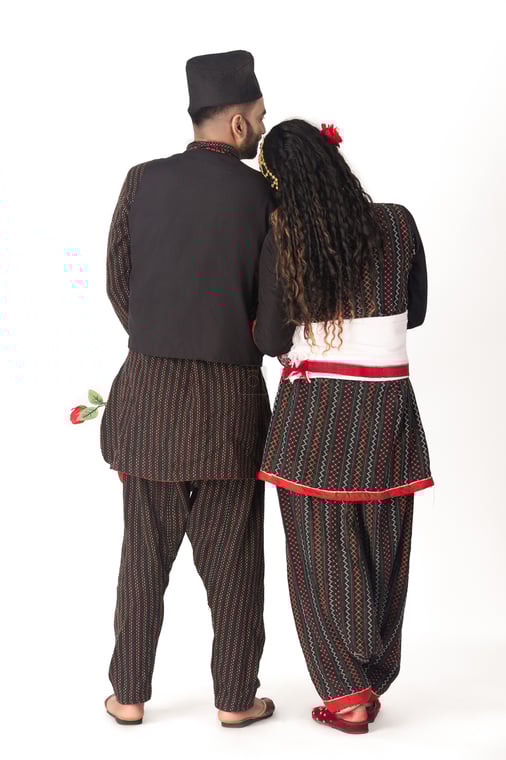 A beautiful Newari couple turning back on camera - Photos Nepal